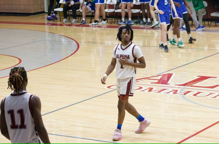 Lumberjack men fall short, losing to Bay College, 66-57 | News, Sports ...